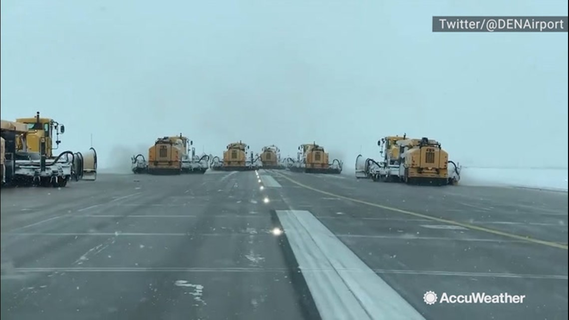Denver International Airport clears runway | 9news.com