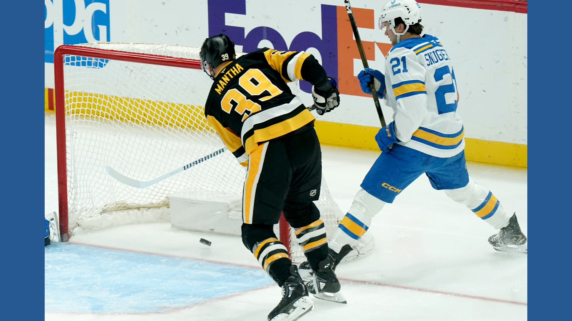 Fan at Penguins game hospitalized after falling from upper concourse ...