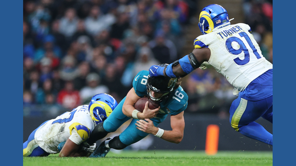 Top photos from Week 7 of the NFL season | 9news.com