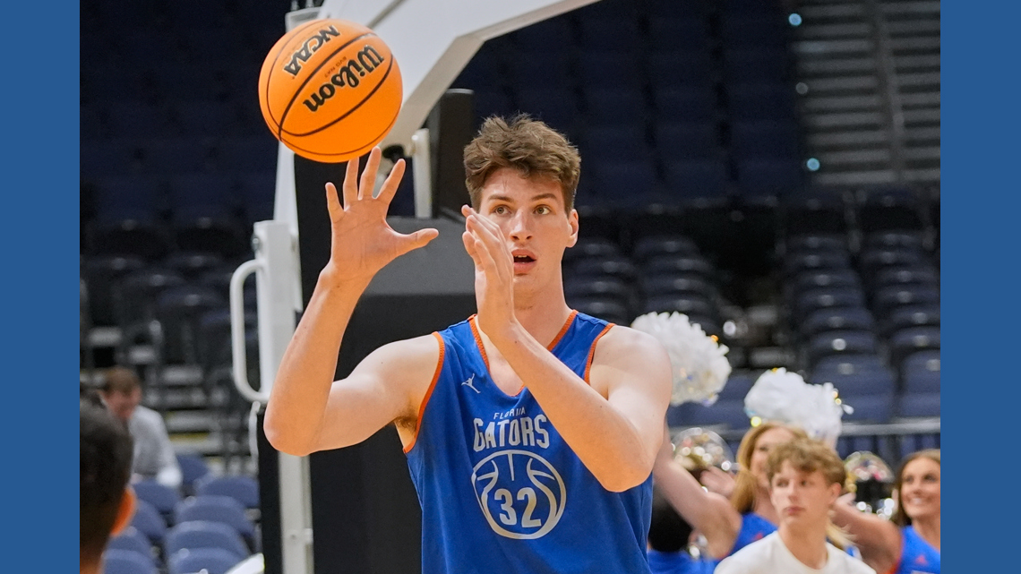 World's tallest basketball player, 7-foot-9 Olivier Rioux, is ...