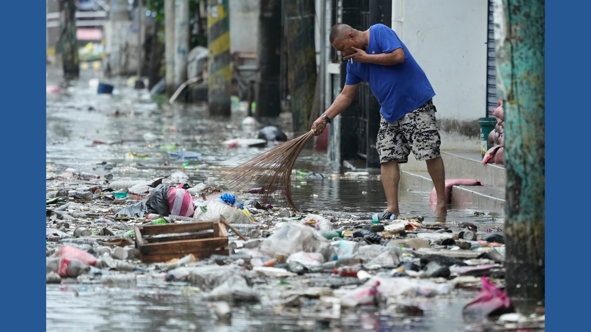 Tens of thousands rally in Manila over corruption scandal that ...