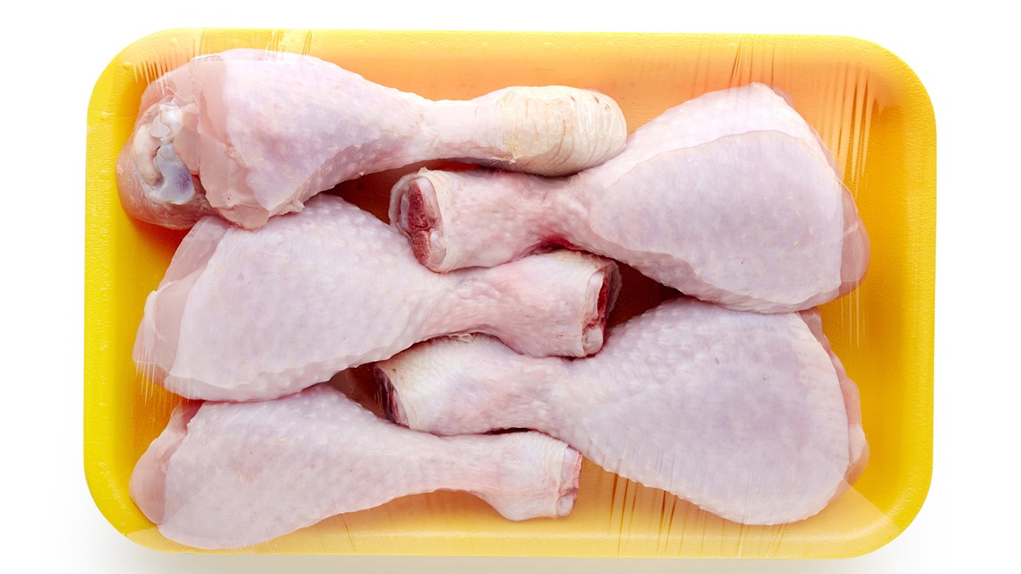 Don't wash raw chicken: CDC sends food poisoning warning | 9news.com