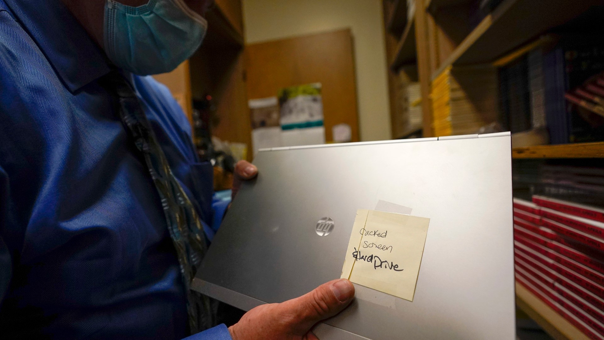 Laptop shortage in US as families face back-to-school: Report | 9news.com