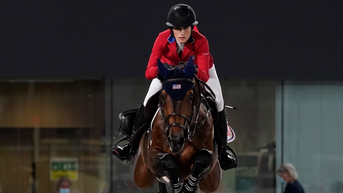 Jessica Springsteen, US equestrian jumping team wins silver | 9news.com