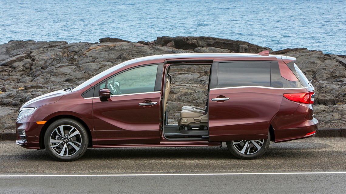 Honda recalls minivans because doors can open unexpectedly | 9news.com