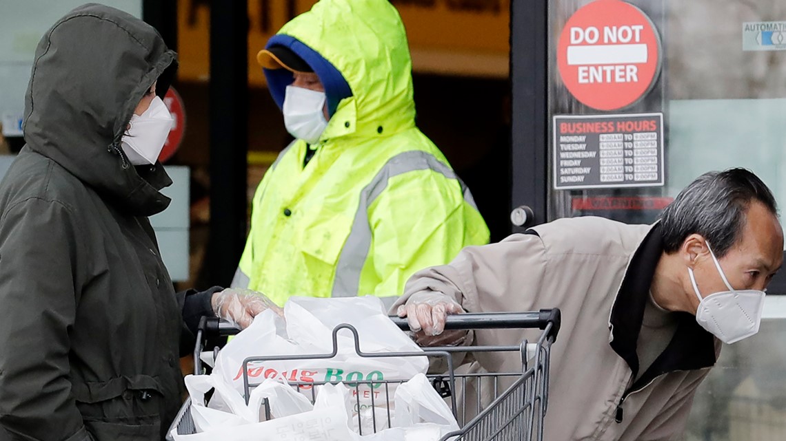 Illinois ups punishment for attacking workers enforcing masks | 9news.com
