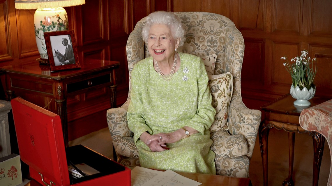 Queen Elizabeth celebrates 96th birthday | 9news.com