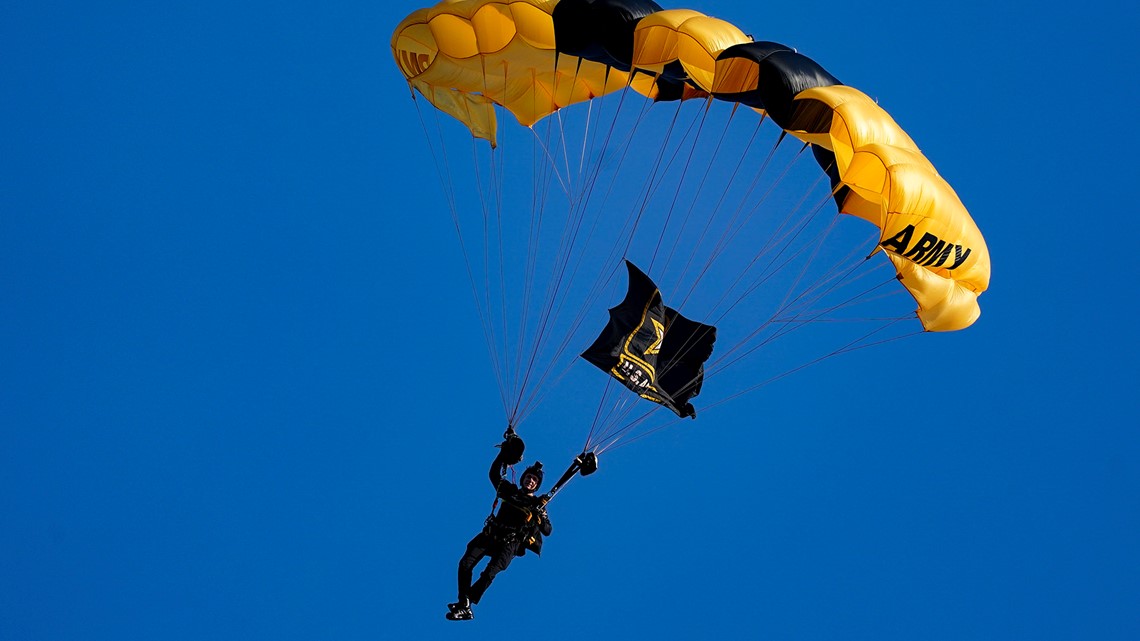 US Army skydivers prompt US Capitol evacuation | 9news.com