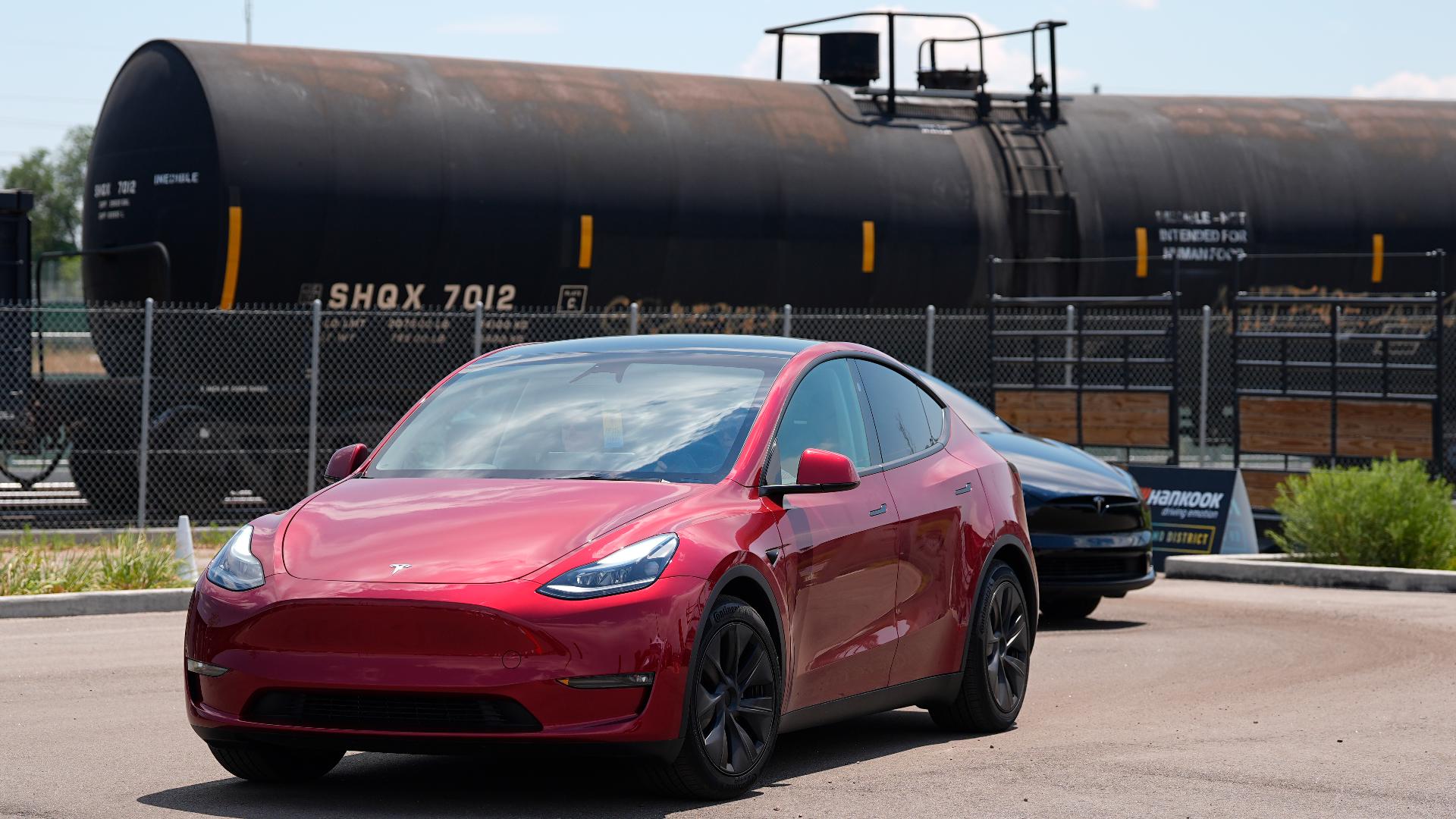 Questions about Tesla's 'Full Self-Driving' system | 9news.com