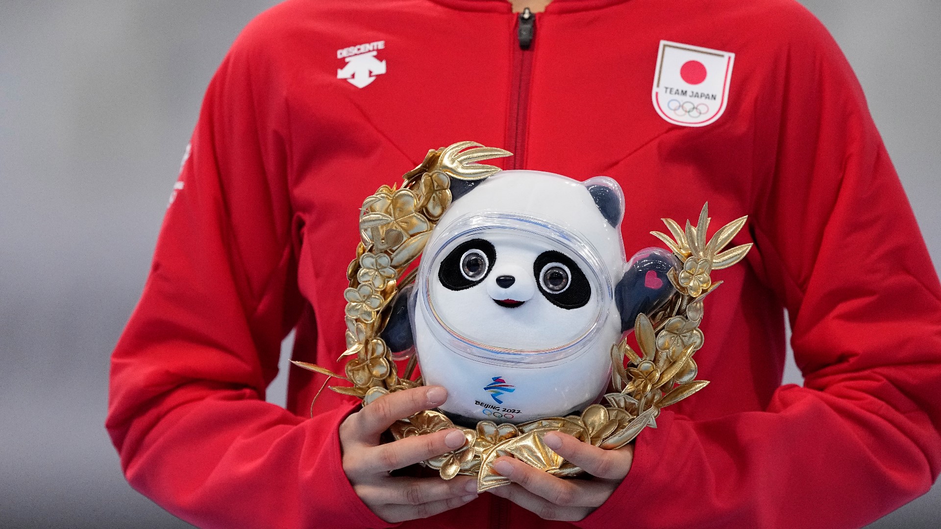 Why are Olympic athletes getting pandas instead of medals? | 9news.com