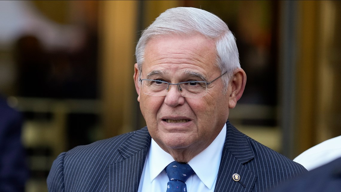 Sen. Bob Menendez trial date set for May 2024 in bribery case | 9news.com