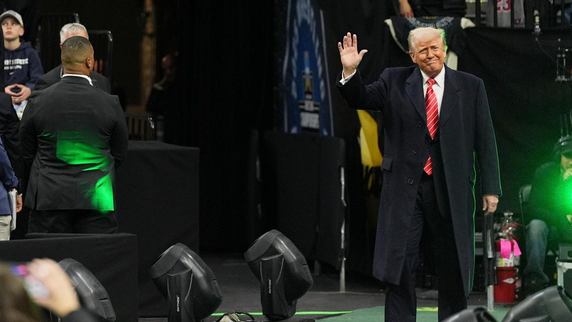 Trump attends NCAA men's wrestling championships in Philadelphia ...