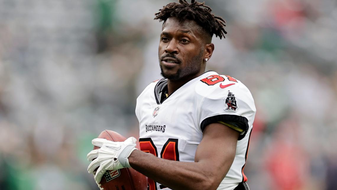 Gérard Depardieu found guilty of sexual assault and given suspended ...