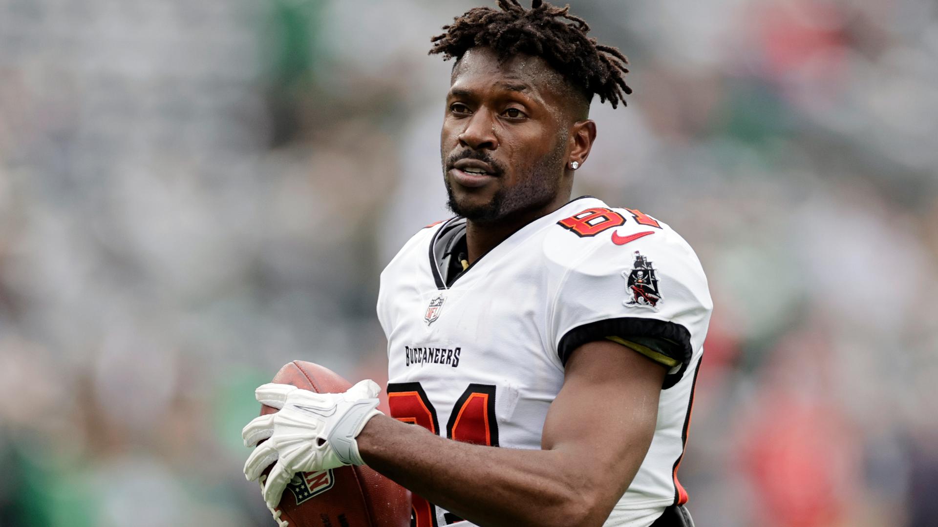 House explosion sends 5 officers, deputies to hospital | 9news.com