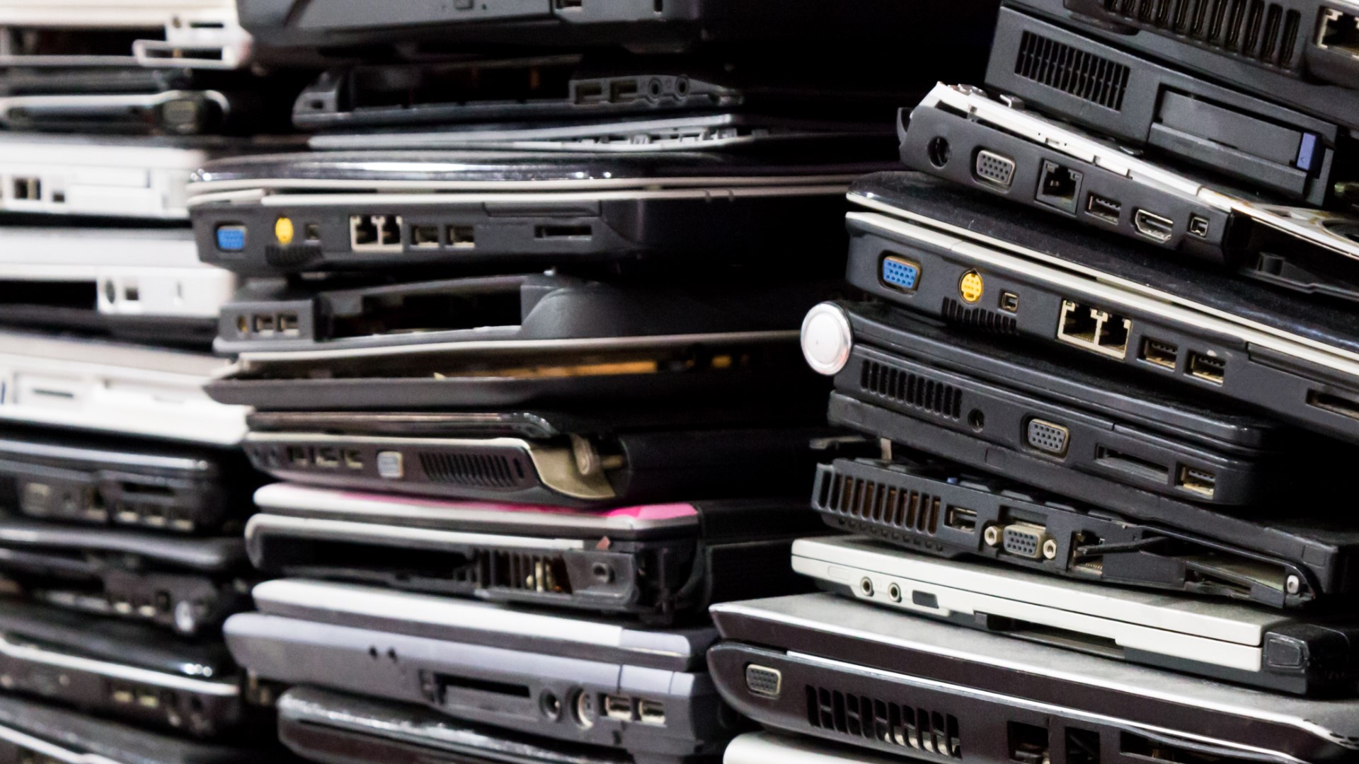 Fears over manufacturer issues, slowing student laptop deliveries ...