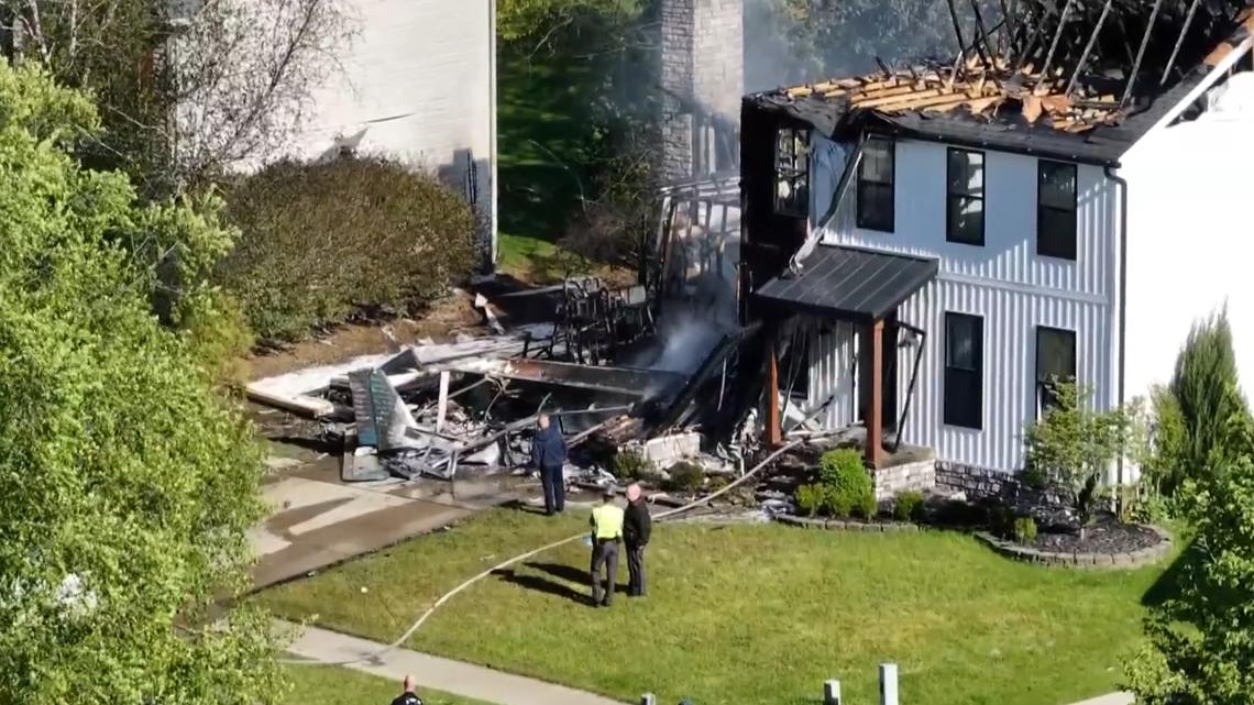 2 dead after plane crashes into an Ohio house | 9news.com