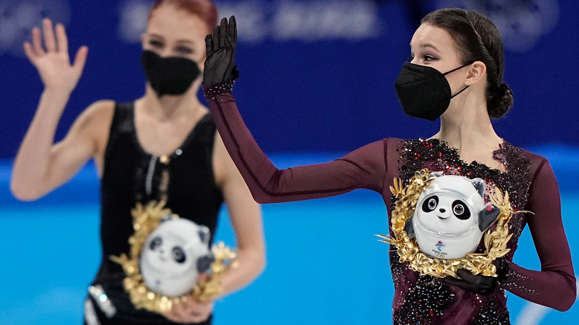 Alexandra Trusova hits 5 quad jumps, angry about silver medal | 9news.com