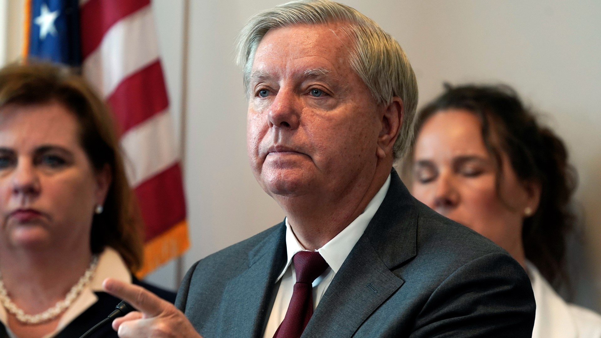 Lindsey Graham introduces 15-week federal abortion ban | 9news.com