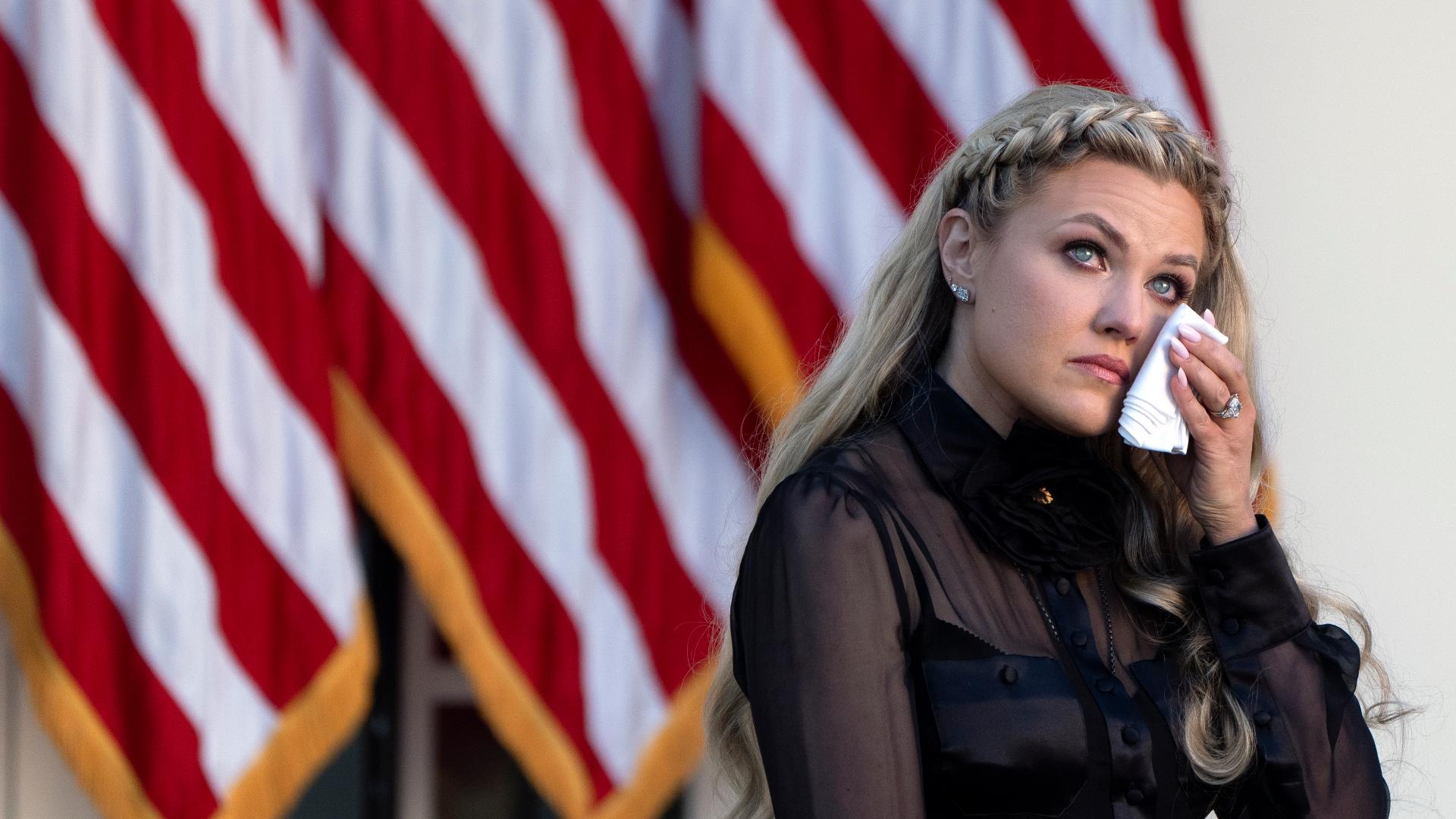 Erika Kirk was 'praying' that she was pregnant when Charlie Kirk was ...