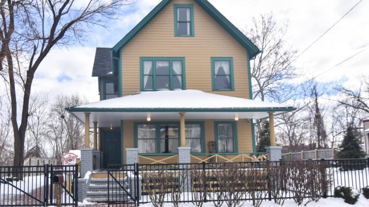 How much do Christmas movie homes cost? | 9news.com