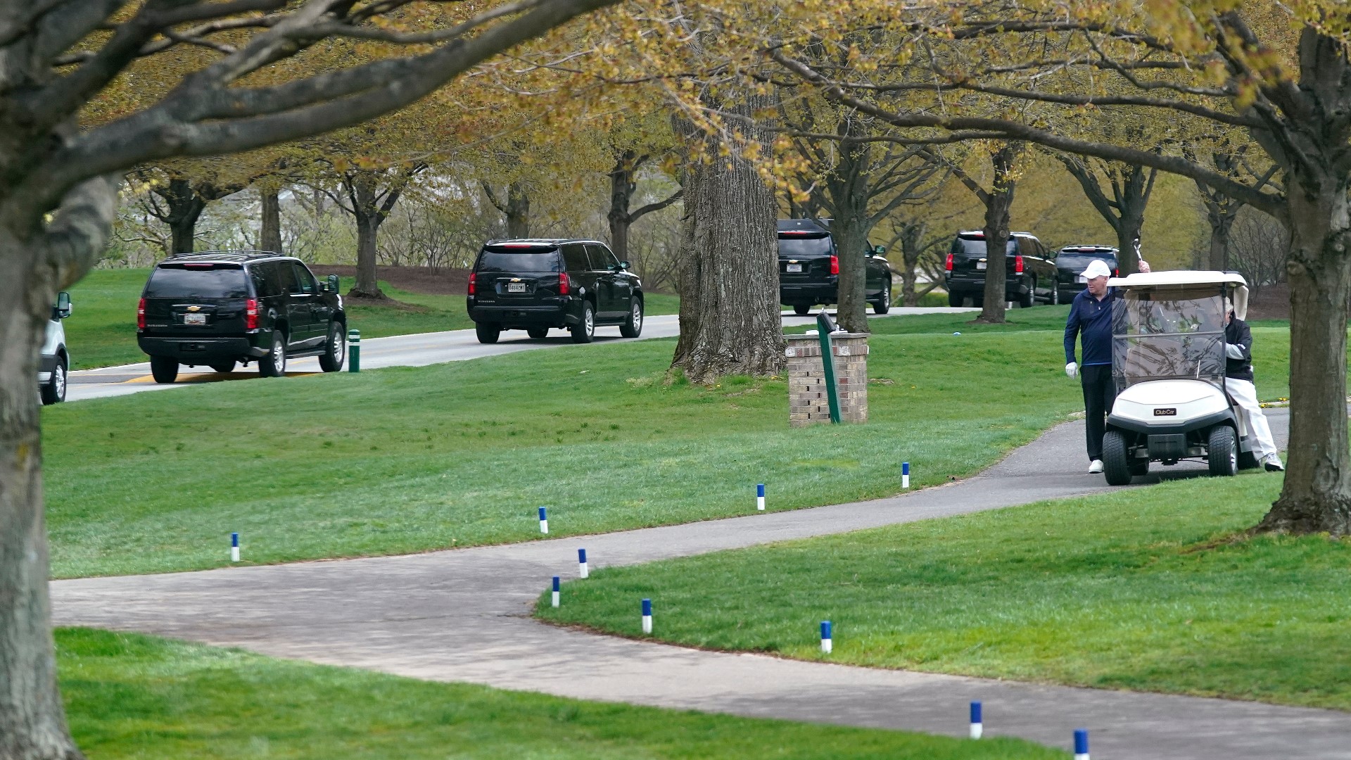 Joe Biden plays golf for the first time as president | 9news.com