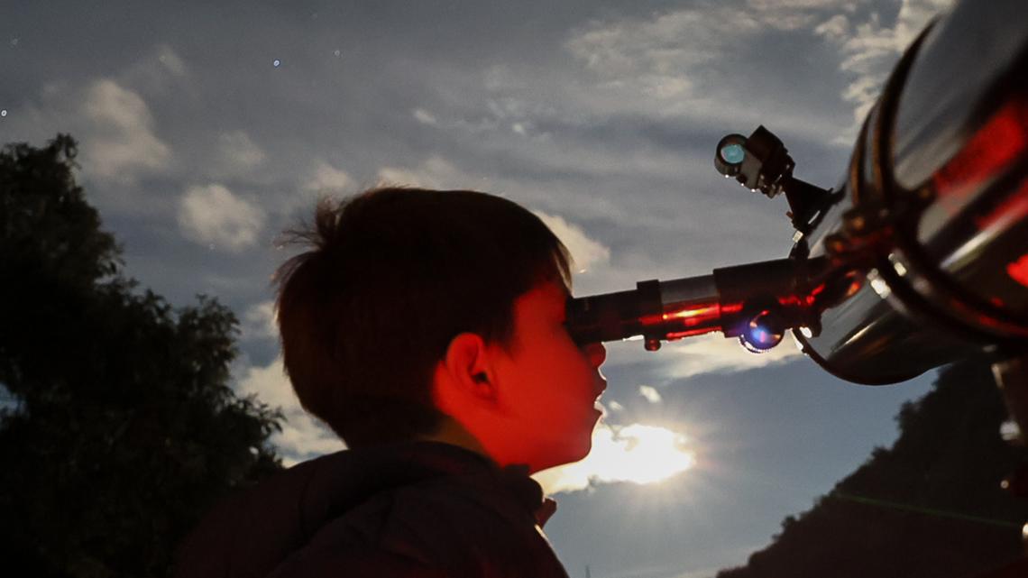 Planet parade 2025: Seven planets will align in night sky in late February | 9news.com