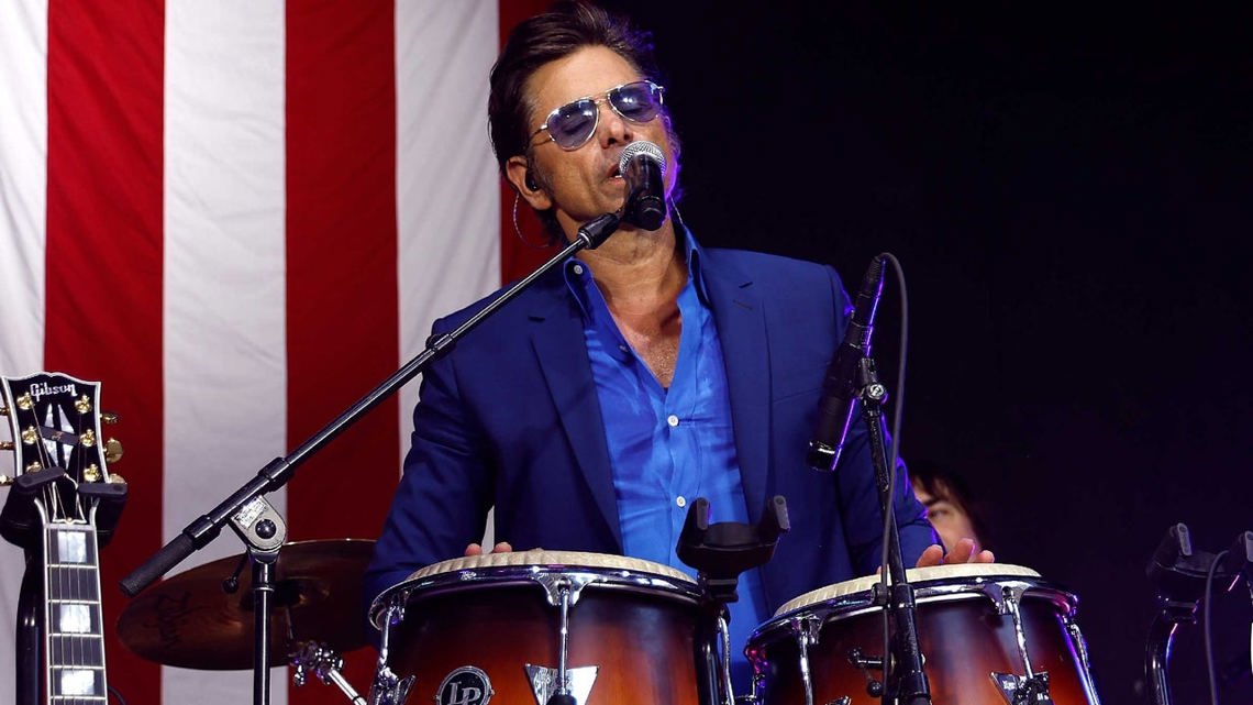 John Stamos' Son Billy Plays Drums on 'Good Vibrations' at Beach Boys ...