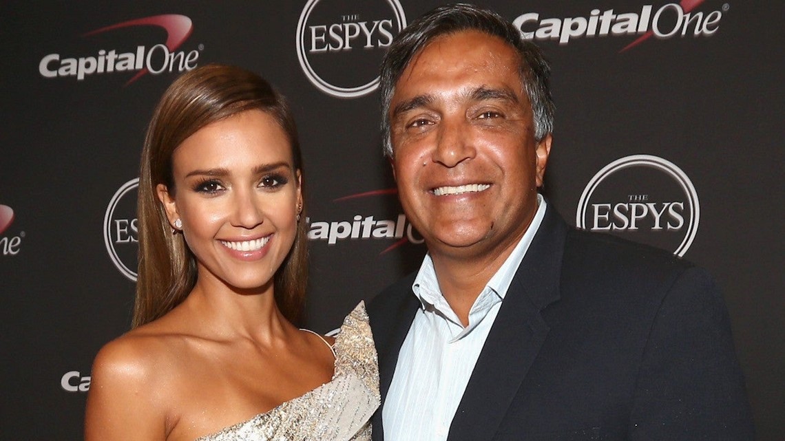 Jessica Alba Reveals Her Dad Has Thyroid Cancer | 9news.com
