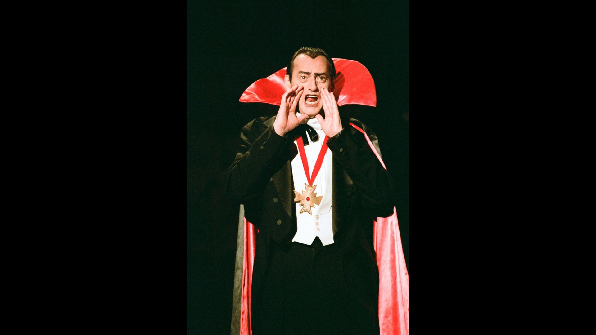 Joe Flaherty, 'Freaks and Geeks' Actor, Dead at 82 | 9news.com