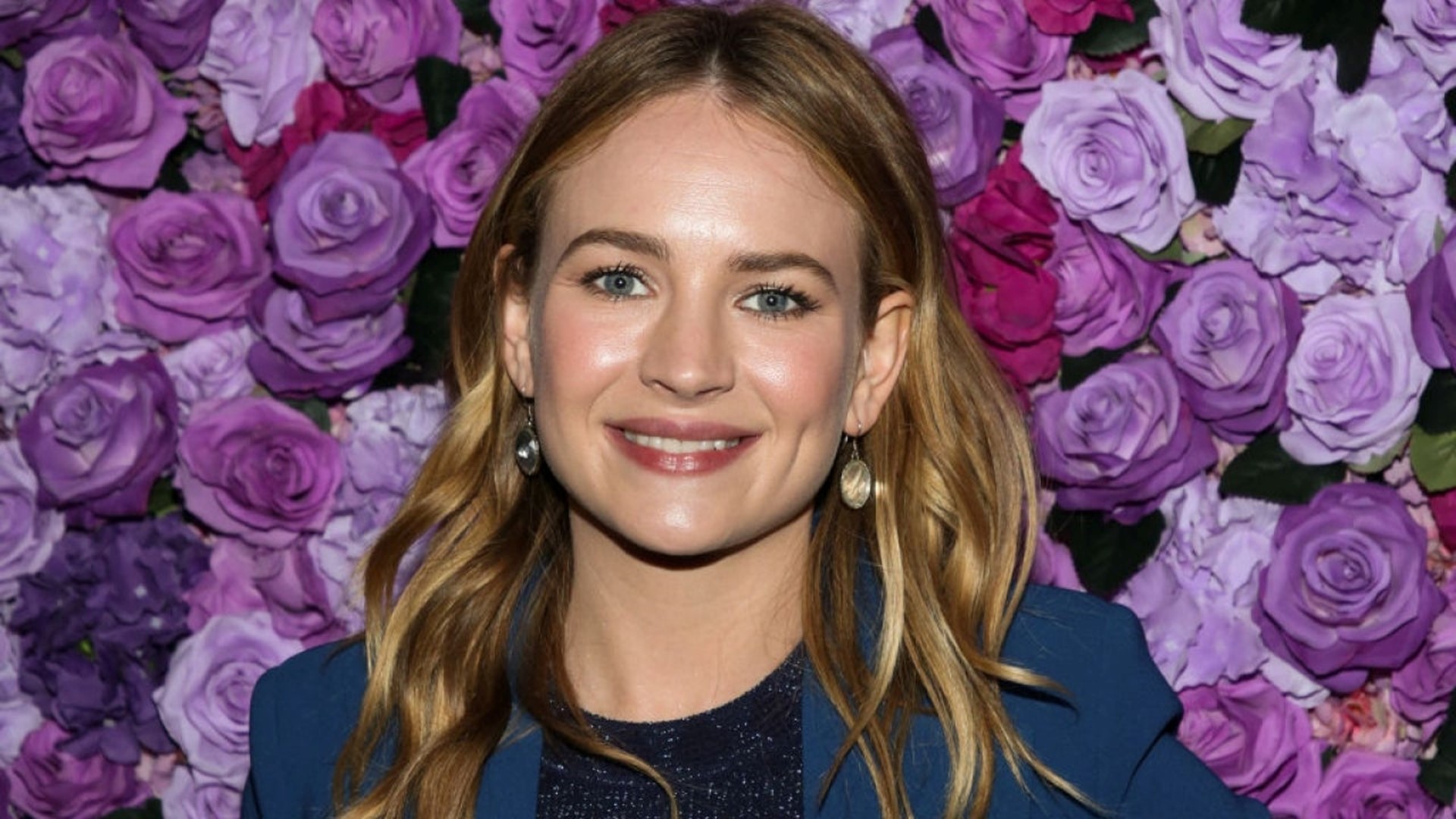 Britt Robertson Is Married! See the Pics From Her Desert Wedding With ...
