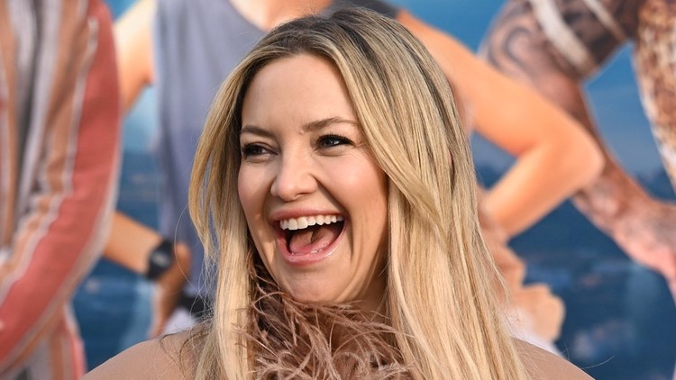 Kate Hudson Reveals Her Best On Screen Kiss Teases Her Rom Com Return