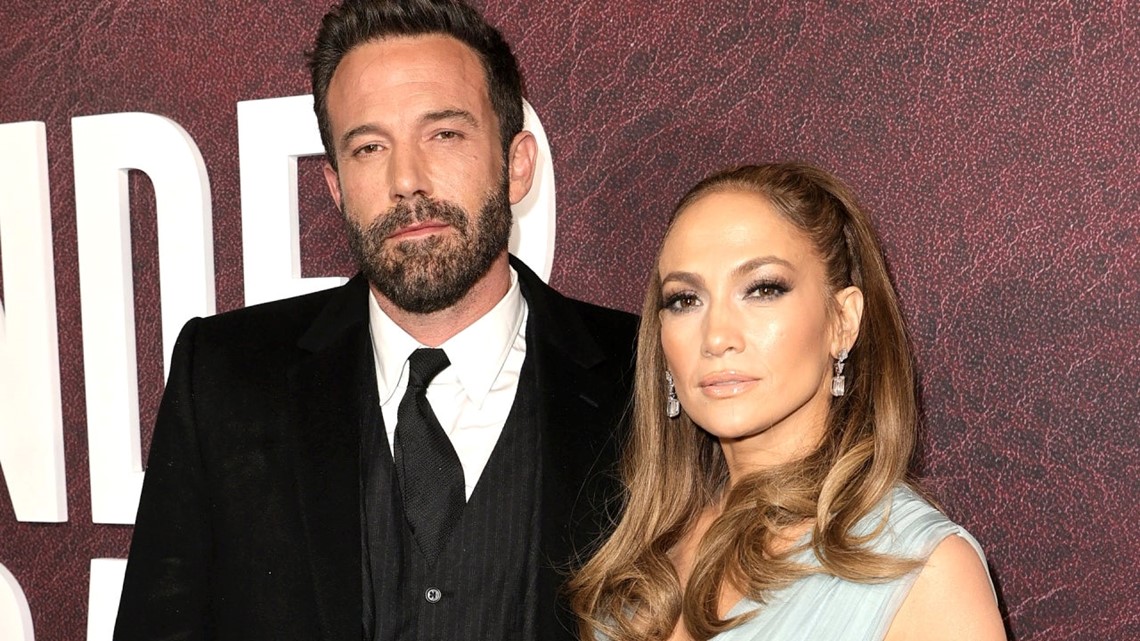 Jennifer Lopez Shares a Look Inside Her First Married Christmas With ...