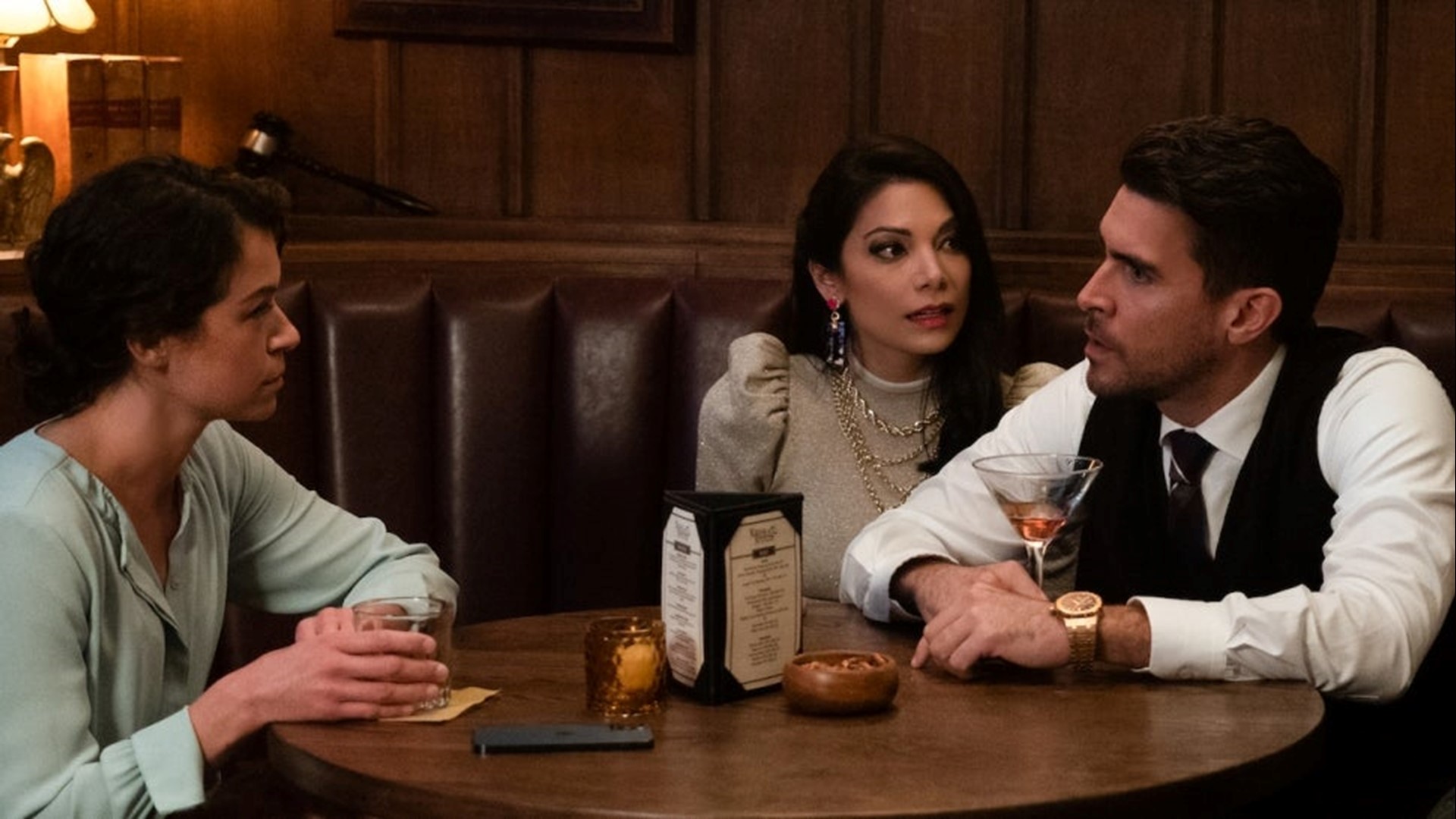 Josh Segarra Talks Easter Egg-Filled 'Scream 6' and 'The Other Two ...