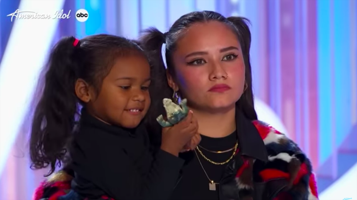 'American Idol': Fire, a Stripper and Single Mom, Cries as Young ...