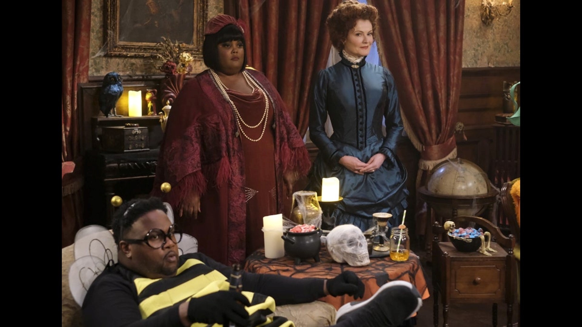 'Ghosts' Cast Previews 'Wild' and 'Bonkers' Halloween Seance Episode ...