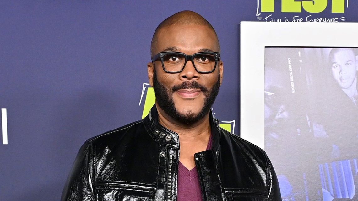 Tyler Perry Breaks Down Crying on 'The View' Talking About His Late ...