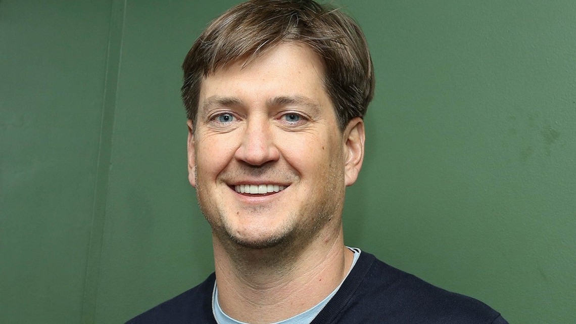 Bill Lawrence on 'Ted Lasso' and Reuniting With 'Scrubs' Star Zach ...