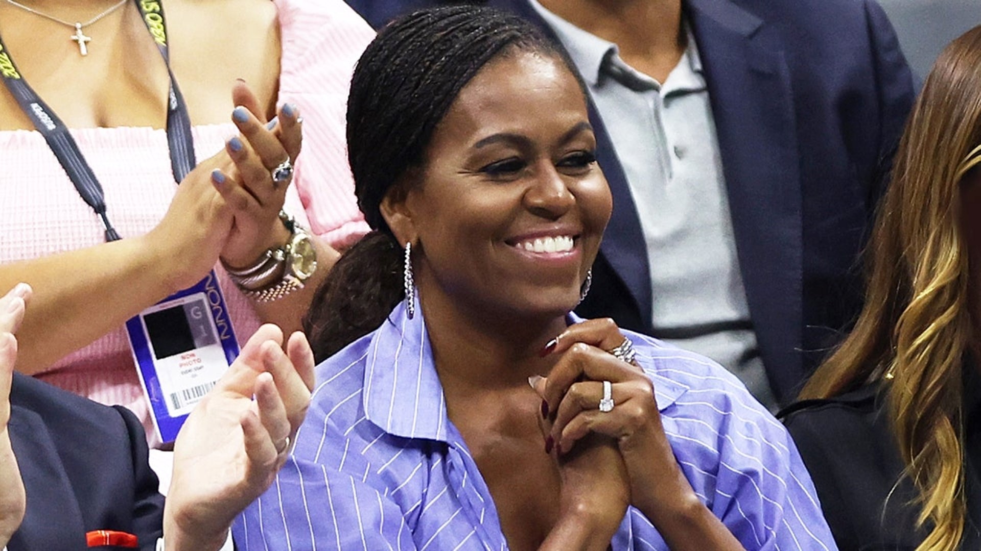 Michelle Obama Reacts to Video of Fan Calling Barack Obama 'Fine ...