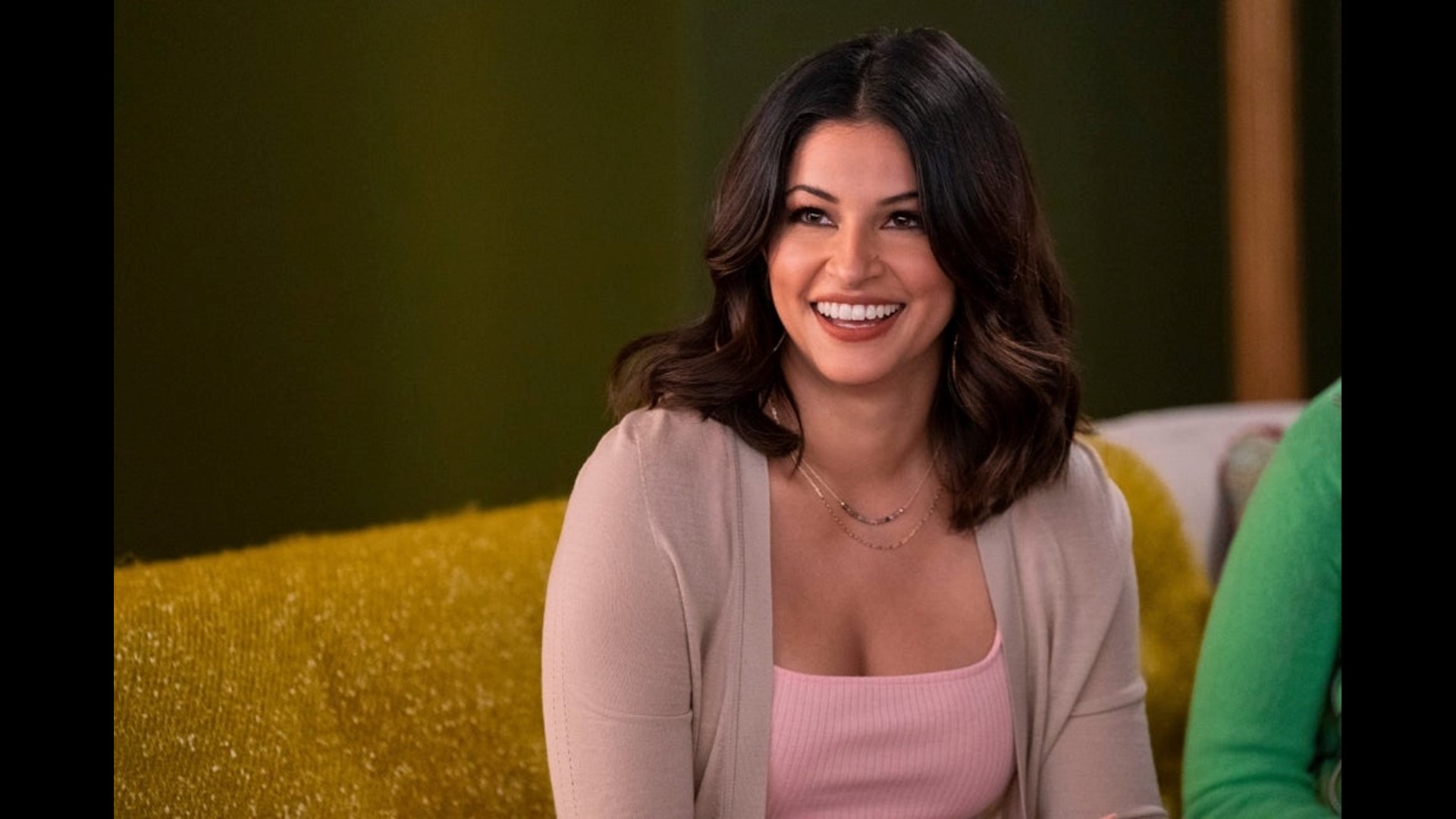 'Never Have I Ever': Devi Gets a Hot New Love Interest in Final Season ...