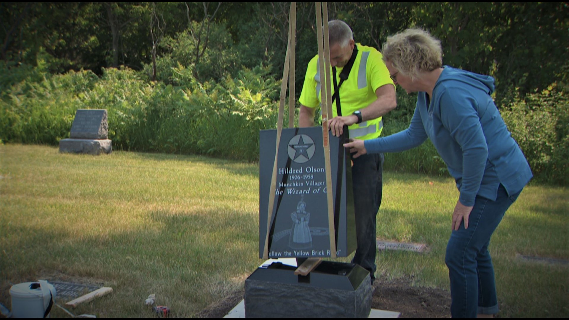 Minnesotan who played Munchkin in 'Wizard of Oz' gets monument | 9news.com