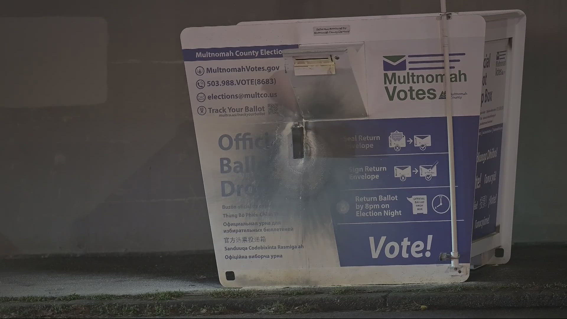 Drop box arson burns hundreds of ballots in Vancouver, Portland | 9news.com