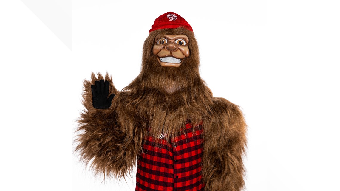 Trail Blazers unveil new Bigfoot mascot Douglas Fur | 9news.com