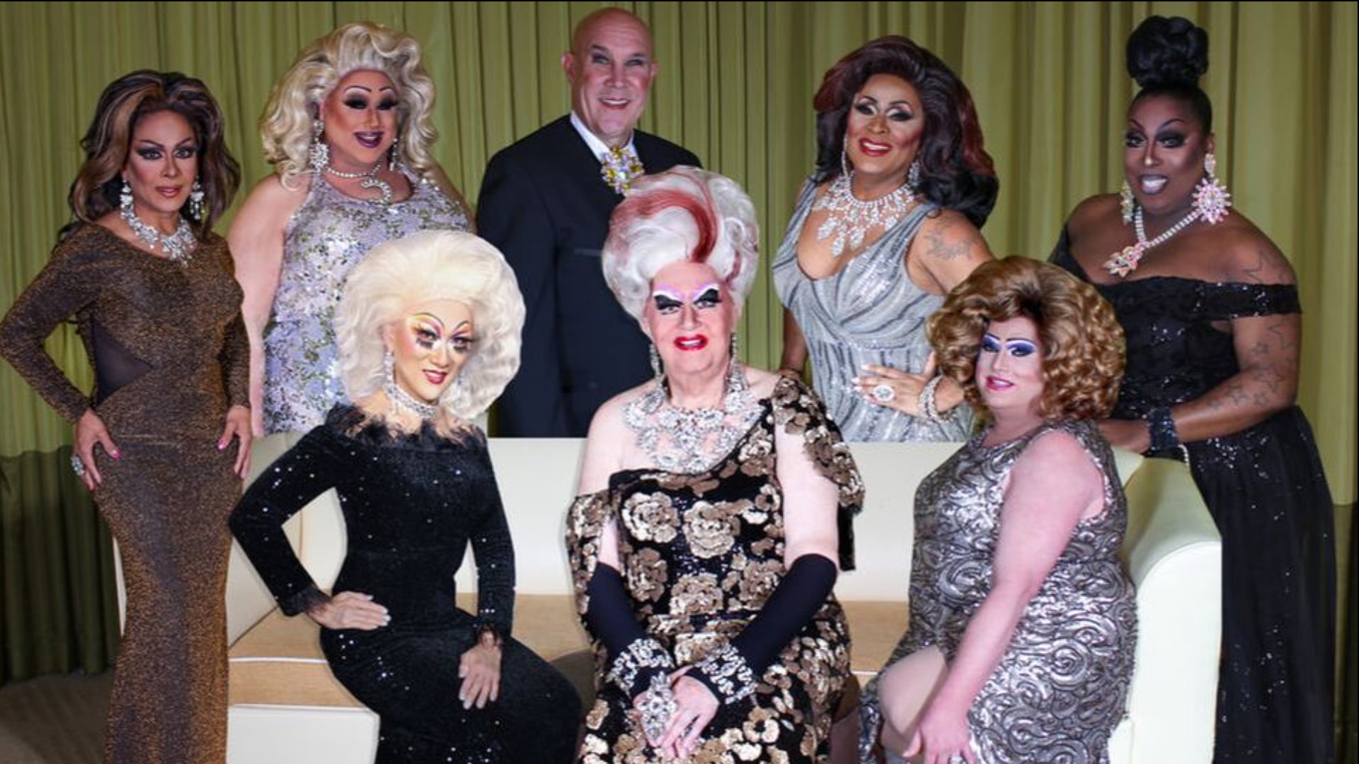 Portland's iconic drag queen Darcelle XV dead at 92 | 9news.com