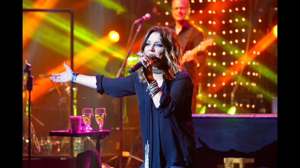 Martina McBride Christmas concert at Denver's Paramount Theatre | 9news.com