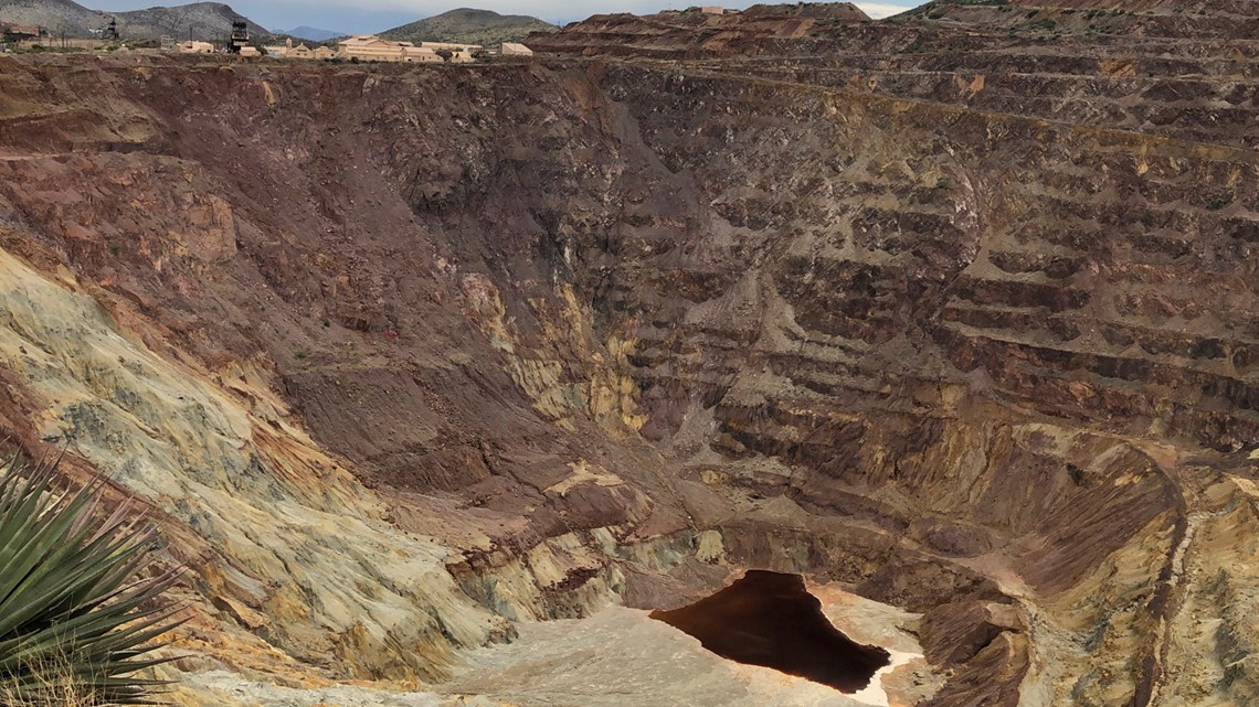 Plan would overhaul mining law, make companies pay royalties | 9news.com