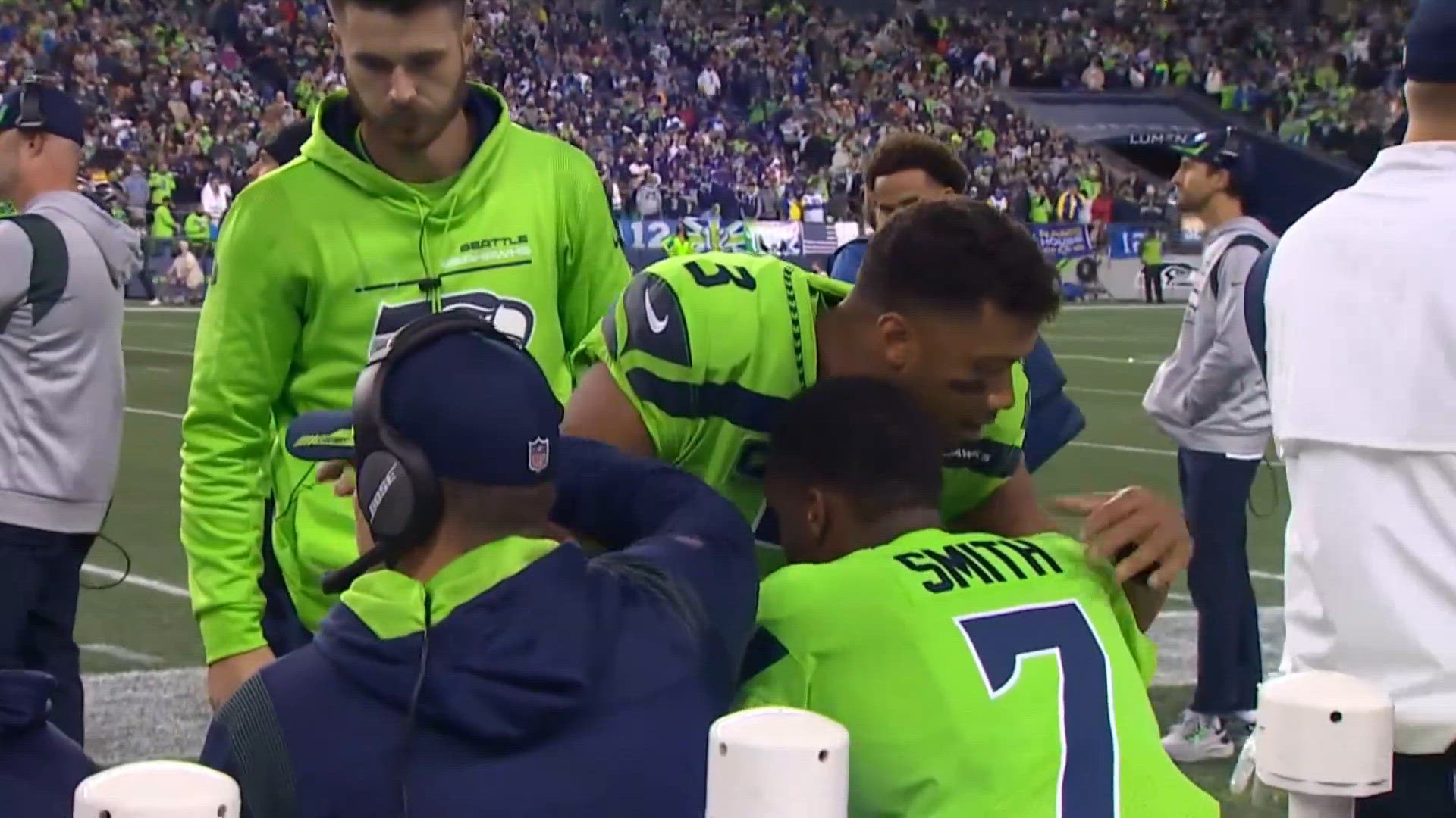 Russell Wilson announces NFL retirement | 9news.com