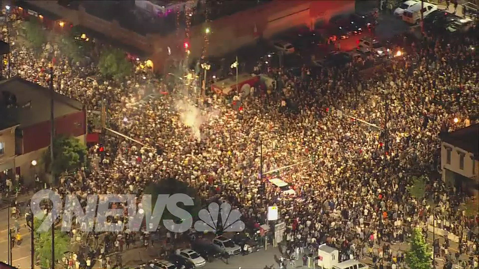 Raw: Fans pack the streets of downtown Denver after Nuggets win | 9news.com Raw: Fans pack the streets of downtown Denver after Nuggets win | 9news.com