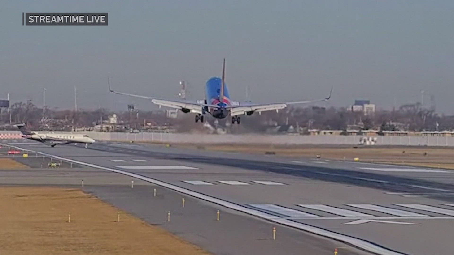 Expert discusses aviation safety concerns after multiple plane ...