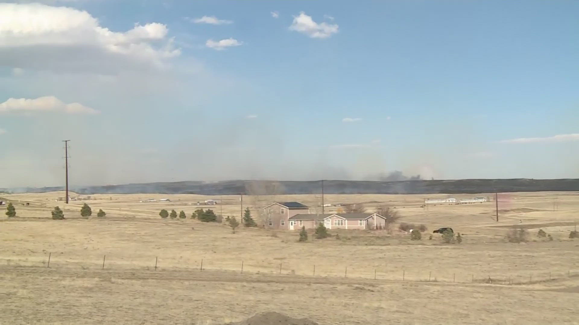 Meridian Fire near Colorado Springs Airport forces evacuations | 9news.com
