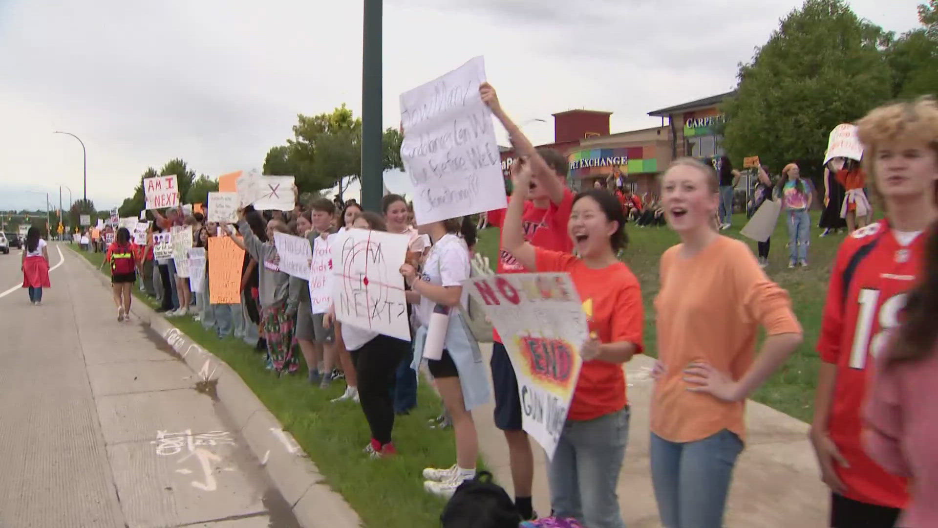 Students hold walkout to protest gun violence in schools | 9news.com